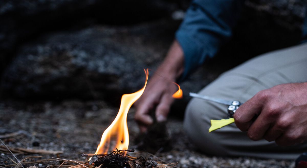 5 técnicas infalibles para encender fuego sin fósforos y sobrevivir