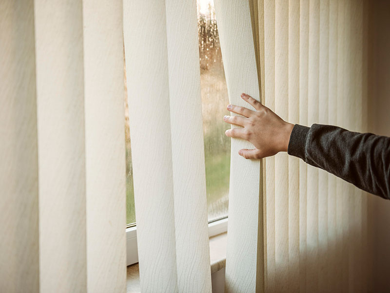 Limpia Tus Cortinas Verticales De Forma Eficiente Y Garantizada Limpia Tus Cortinas Verticales De Forma Eficiente Y Garantizada